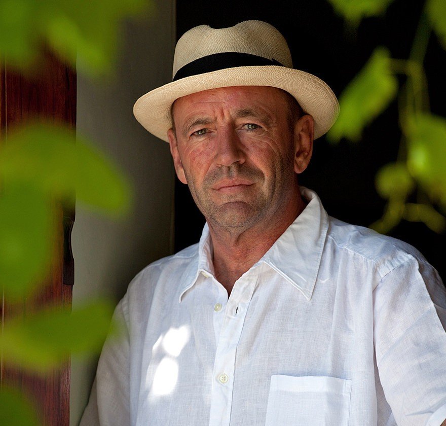 Truth in Wine | Maisons Marques & Domaines